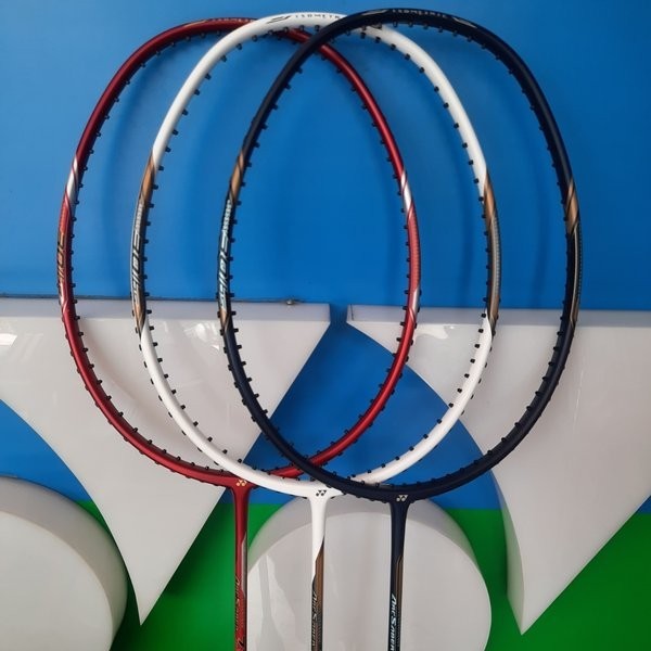 Jual RAKET BADMINTON YONEX ARCSABER 71 LIGHT - RUDI HARTONO - 30 LBS ...