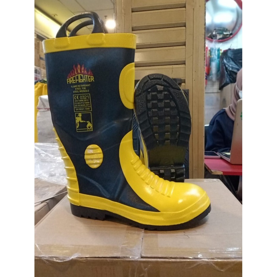 Jual SEPATU BOOTS PEMADAM FIRE FIGHTER / SAFETY SHOES | Shopee Indonesia