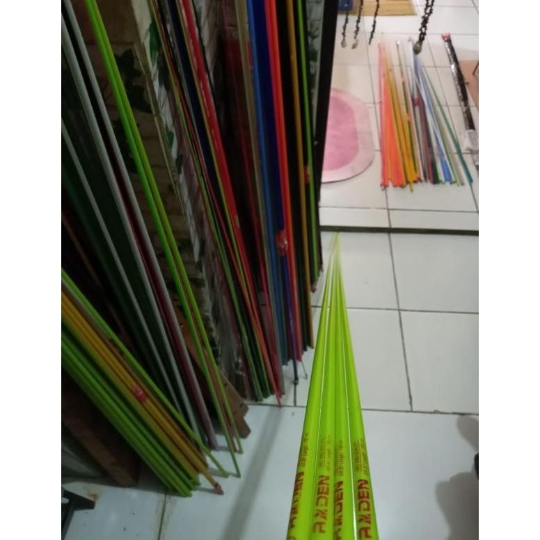 Jual Blank Fiber Joran Padat 4Batang Bahan Sayap Layangan Gapangan Stik ...
