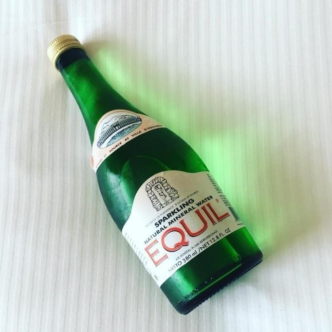 Jual Air Mineral Natural Sparkling EQUIL Dus Isi 12 Botol Ready Stock SS99 | Shopee Indonesia