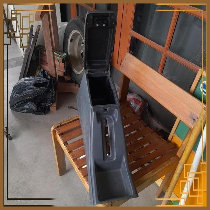 Jual [LPZ] CONSOLE KONSOL BOX TOYOTA KIJANG KAPSUL ORIGINAL | Shopee ...