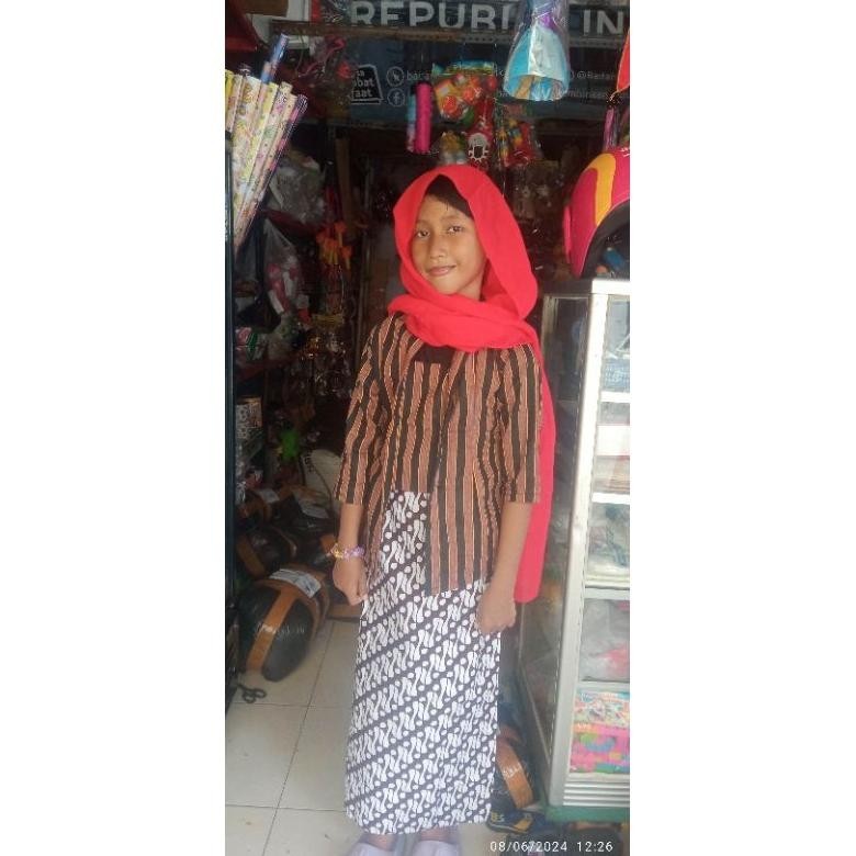 Jual Ow42 Kebaya Lurik Anak Perempuan Baju Adat Jawa Ukuran TK - SD Komplit Terlaris | Shopee ...
