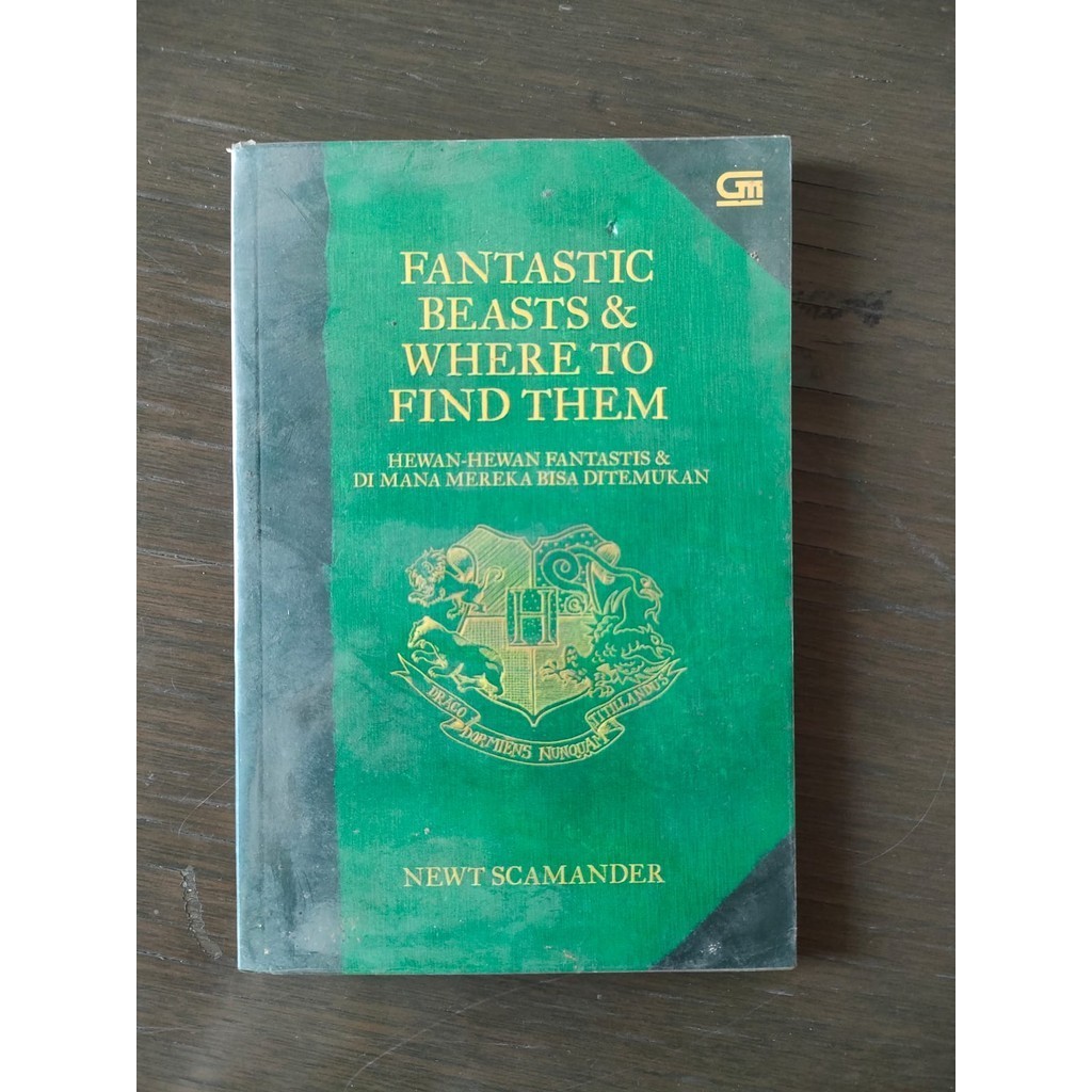 Jual BUKU NOVEL FANTASTIC BEASTS & WHERE TO FIND THEM | Shopee Indonesia
