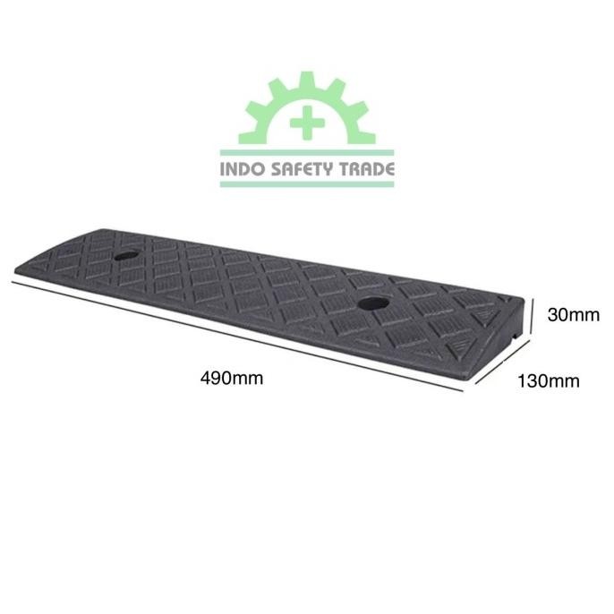 Jual Curb Ramp Rubber Ramp Tanjakan Tinggi 3cm. Pvc Curb Ramp Tebal ...