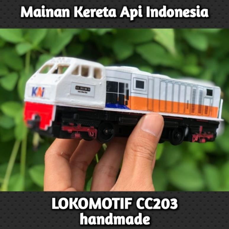 Jual WDM-2227 Mainan Kereta Api Indonesia LOKOMOTIF CC203 double dinamo ...
