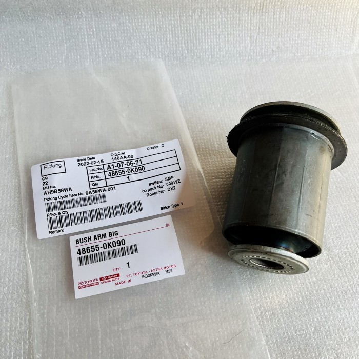 Jual Bushing Lower Arm bawah Big besar Toyota 48655-0K090 Fortuner ...