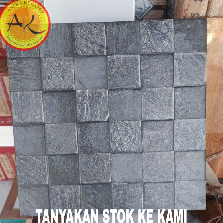 Jual Ready Keramik Lantai Teras Garasi Dinding Kasar Matt Motif Batu ...