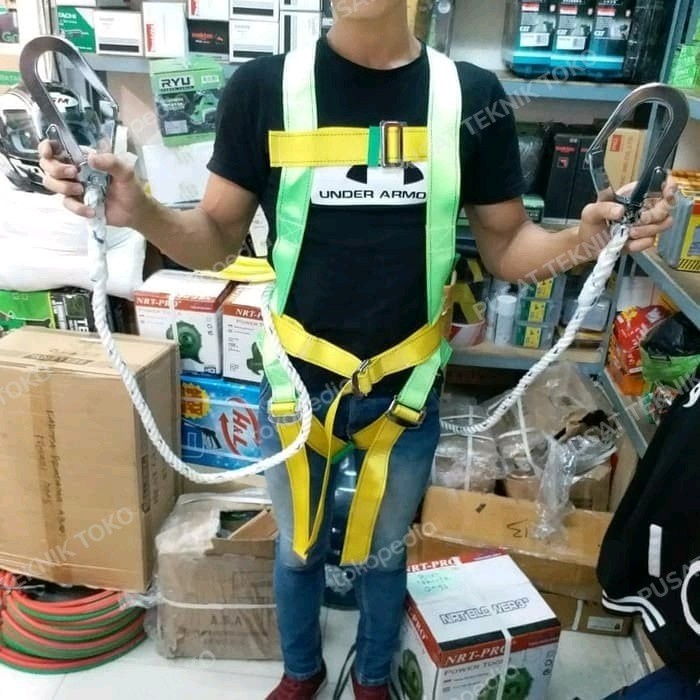 Jual FULL BODY HARNESS DOUBLE BIG HOOK / SAFETY BELT DOUBLE HOOK ...
