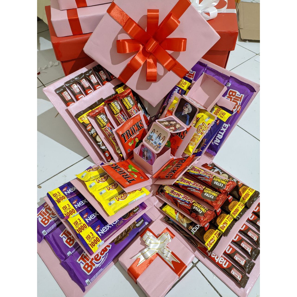 Jual Ekplosion box snack / surprise box / snack tarik foto costume ...