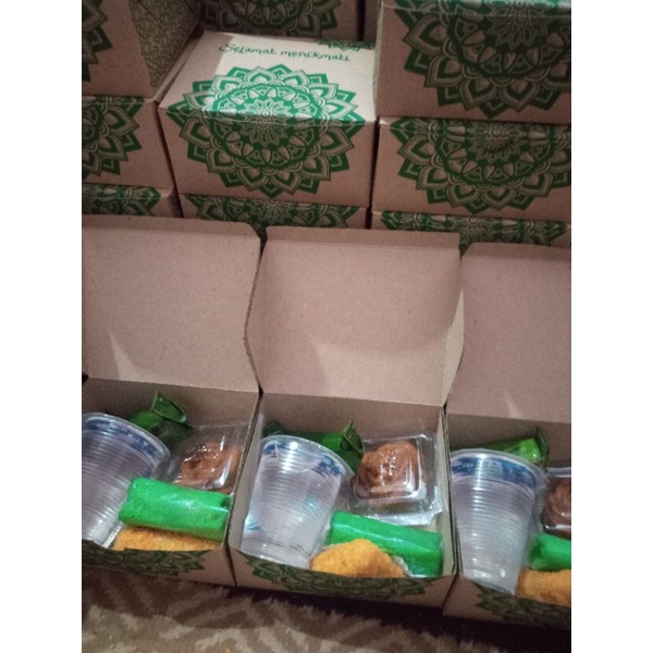 Jual Snack box | Shopee Indonesia