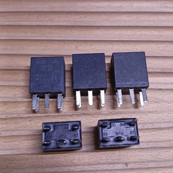 Jual RELAY AC WULING KAKI 5 M11 ZP50 RELAY WULING KAKI 5 ASLI best ...