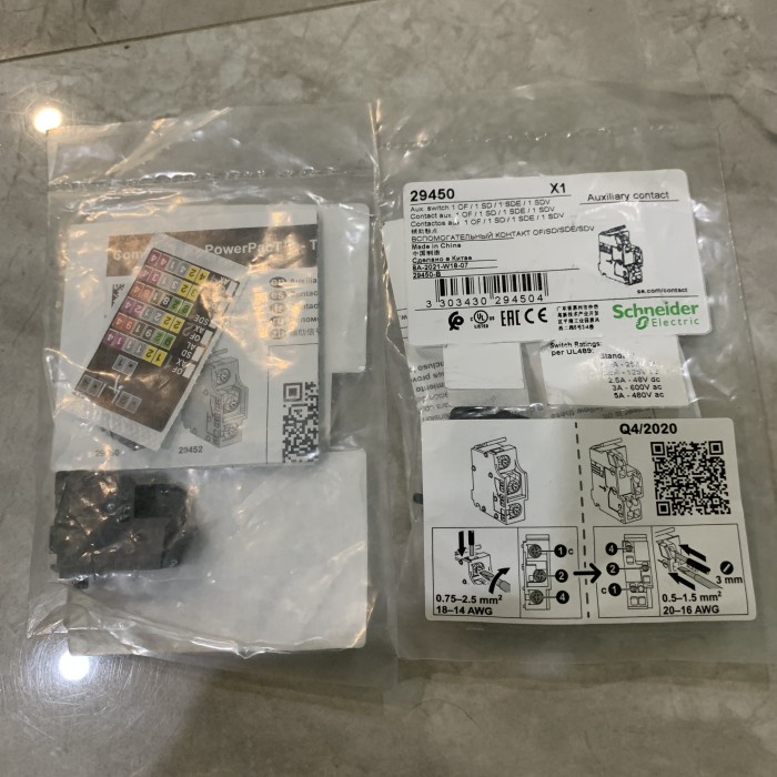 Jual Kontak bantu OF/SD/SDE/SDV mccb nsx 29450 schneider Murah | Shopee ...
