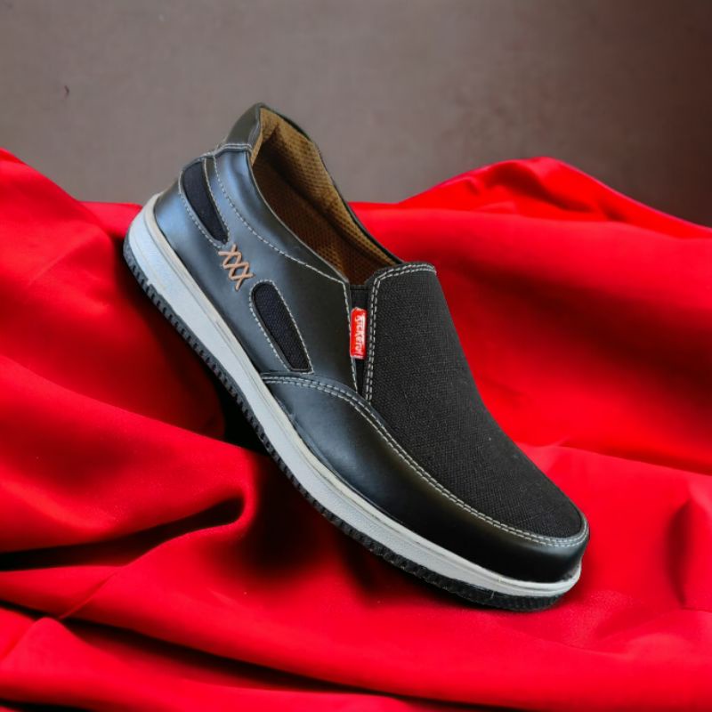 Jual KICKERS sepatu hitam slop kasual fashion cowok kiker | Shopee ...