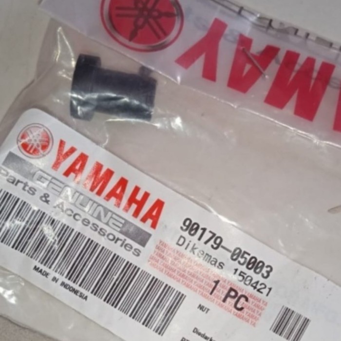 Jual ORI 90179-05003 NUT MUR KARET VISOR WINDSHEILD NMAX,AEROX ( YAMAHA ...