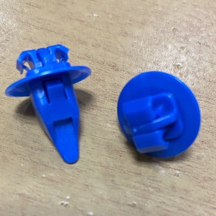 Jual Klip Kancing Over Fender mobil Toyota Fortuner ( biru ) | Shopee ...