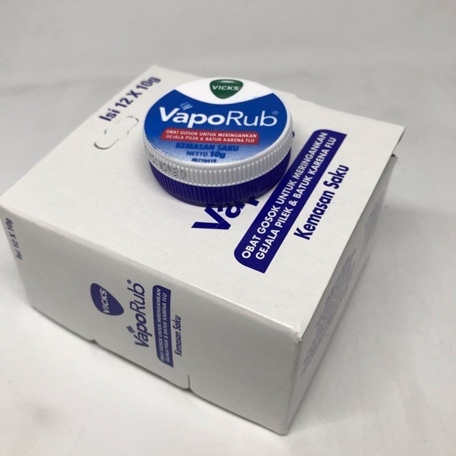 Jual Vicks Vaporub 10 gr 1 box | Shopee Indonesia