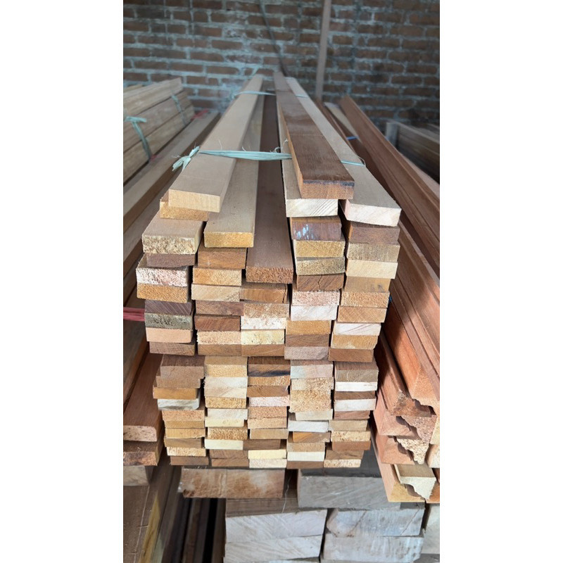 Jual kayu reng / lis / stik profil / wall batten | Shopee Indonesia