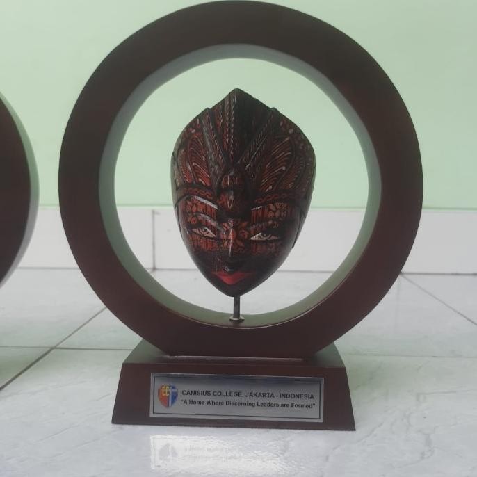 Jual Souvenir Plakat Pajangan Topeng Batik Frame Bulat | Shopee Indonesia