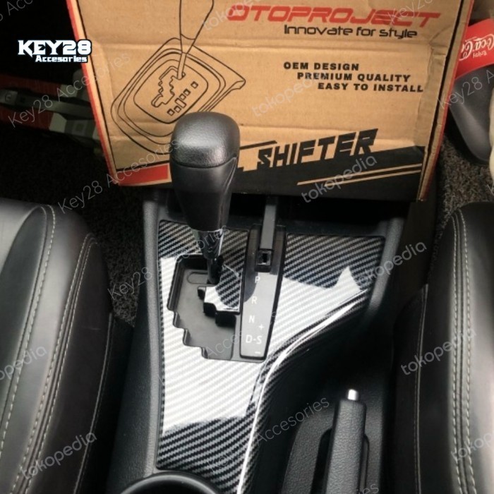 Jual Panel Shifter Perseneling Carbon Otoproject All New Innova Reborn ...