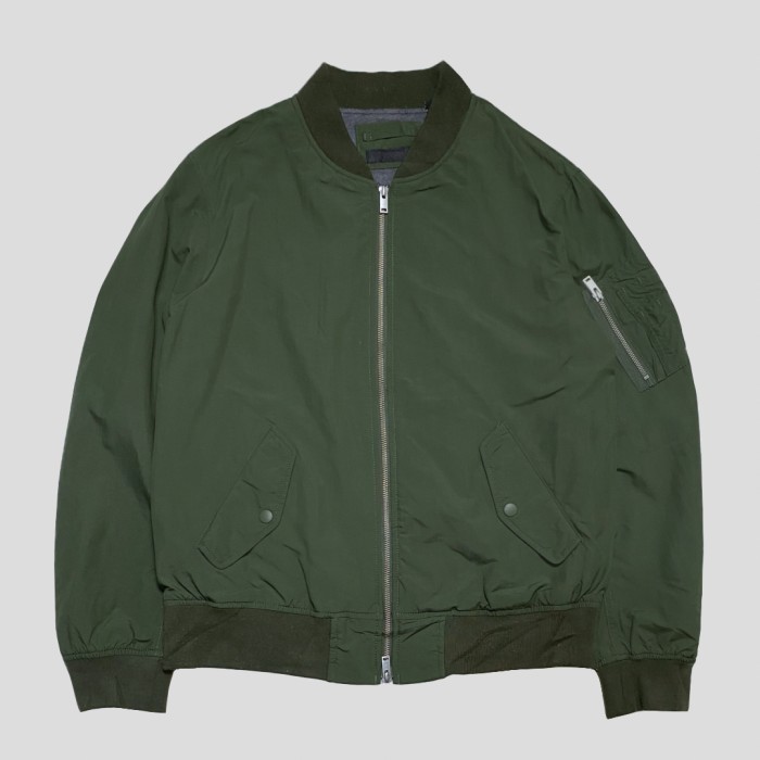 Jual UNIQLO GU BOMBER JACKET | Shopee Indonesia