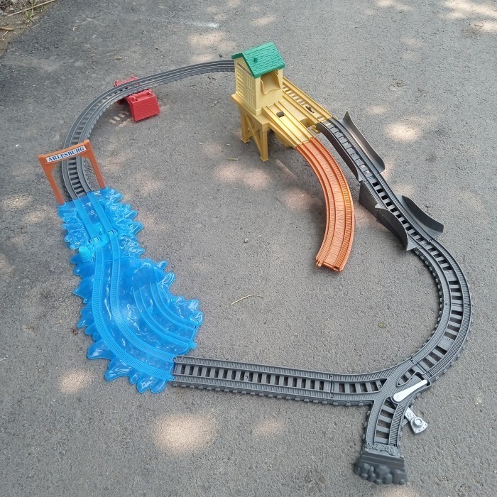 Jual THOMAS & FRIENDS - TREASURE CHASE SET TRACKMASTER REVOLUTION ...
