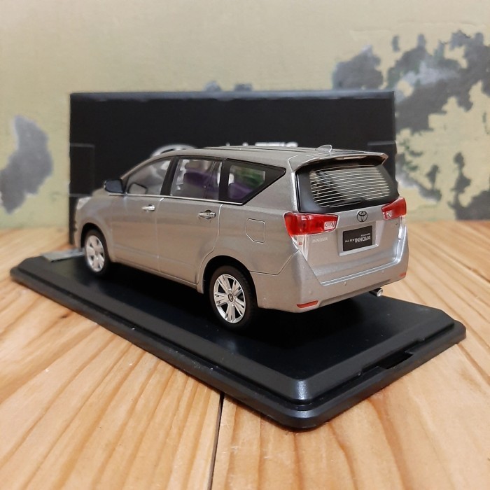 Jual Ane Diecast Miniatur Mobil Toyota All New Kijang Innova Reborn ...