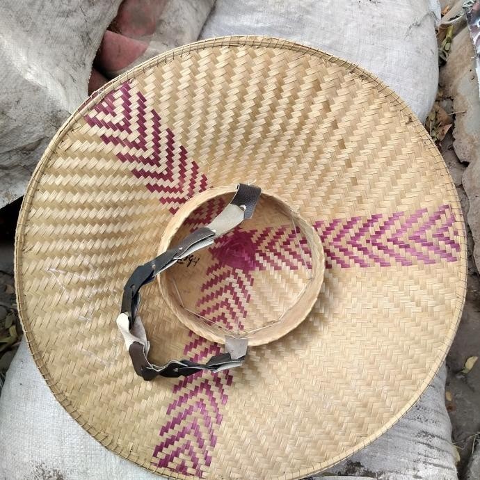 Jual Caping bambu ukuran Jumbo, capil (Topi petani kerucut diameter 50 ...