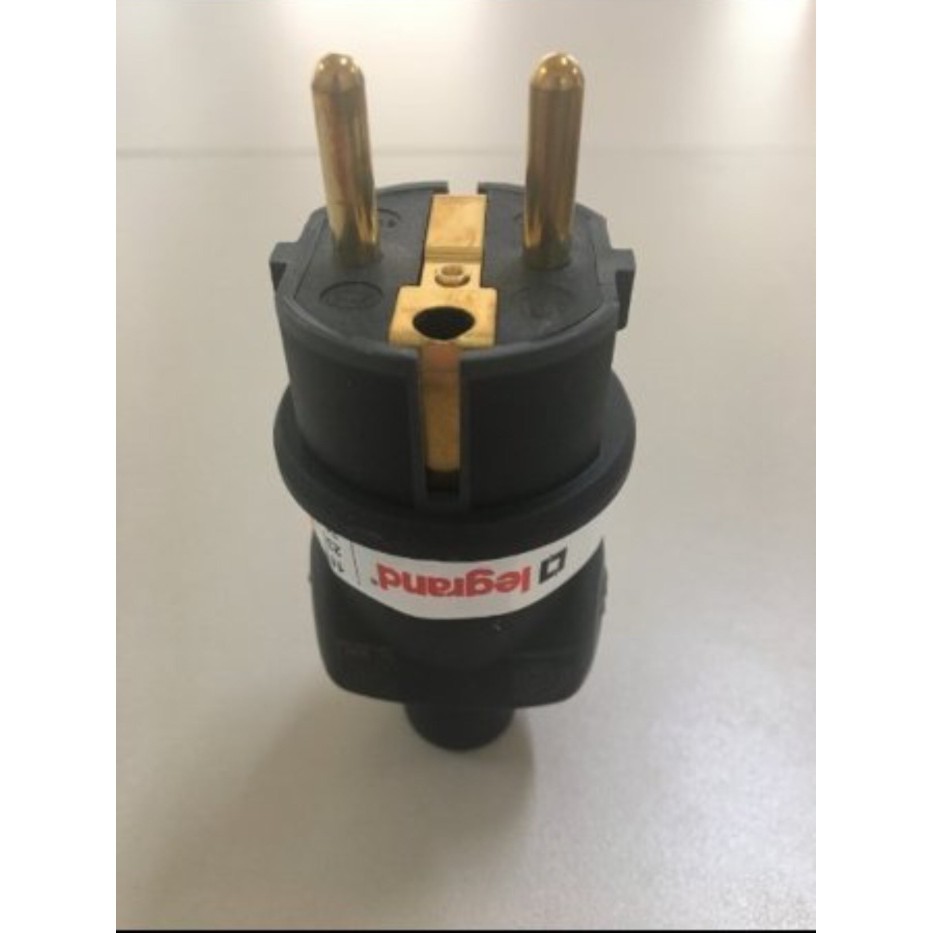 Jual Sam Steker Karet Legrand / Plug Listrik Legrand / Colokan Listrik ...