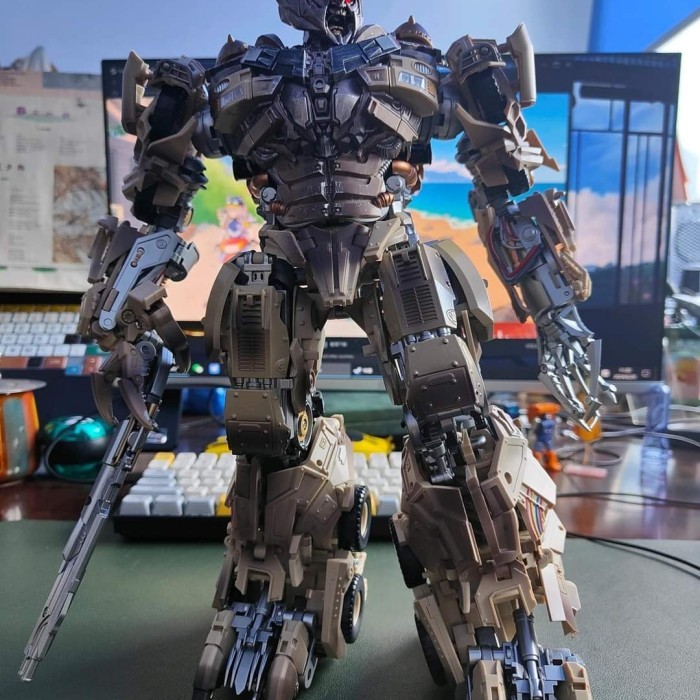 Jual Dp-01 Megatron Dotm Mainan Robot Transformerr Megatron Robot Truck ...