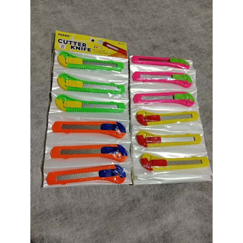 Jual 1renteng 12pcs - pisau cutter besar | kater warna kualitas tajam ...