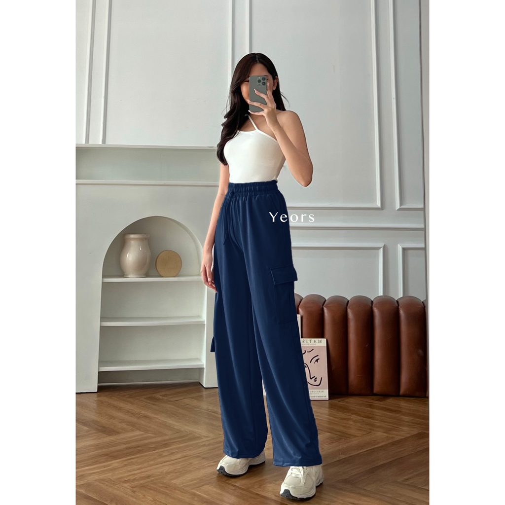 Jual YEORS - Bailey Cargo Pants - Wide Leg Highwaist Baby Terry Cargo ...