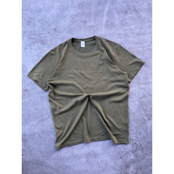 Jual kaos uniqlo polos warna army | Shopee Indonesia