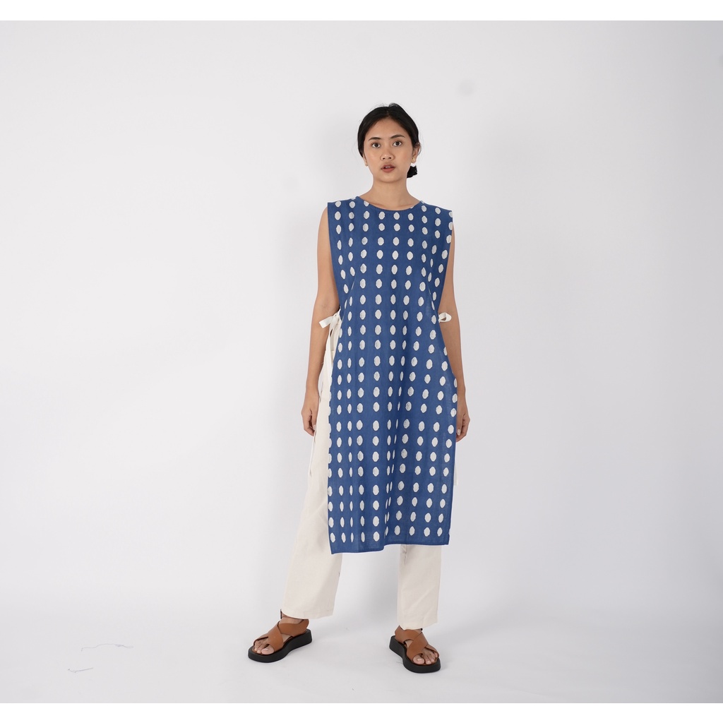 Jual Sara Long Vest Outer Linen Dress Linen Kayn | Shopee Indonesia