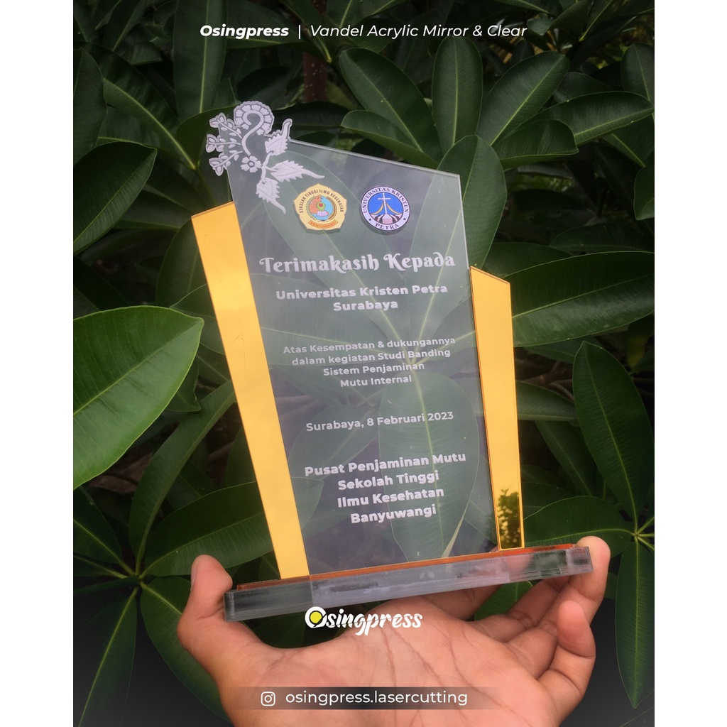 Jual Vandel Akrilik / Plakat Akrilik / Plakat Wisuda / Plakat Magang ...