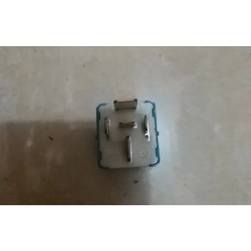 Jual Relay head lamp 12v kaki 5 toyota inova fortunerhilux avanza ...