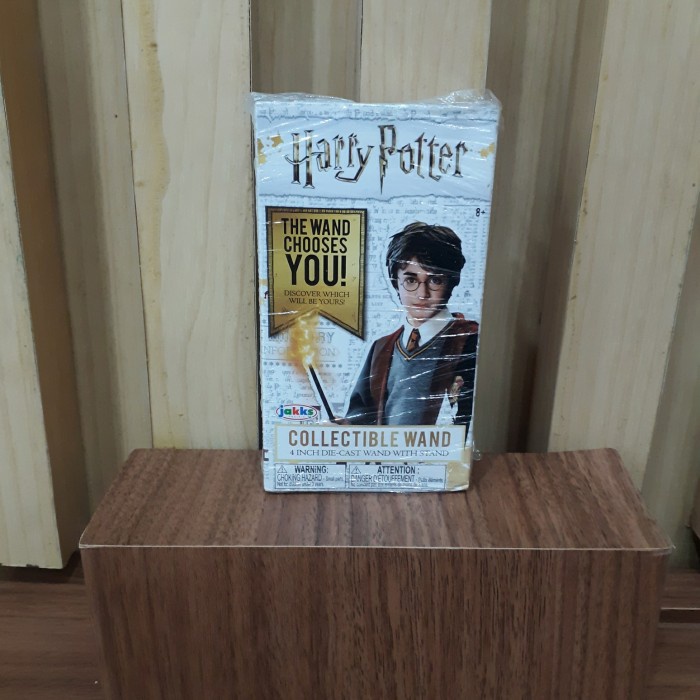 Jual COD Harry Potter: Die Cast Wands With Stand Bisa Gojek | Shopee ...