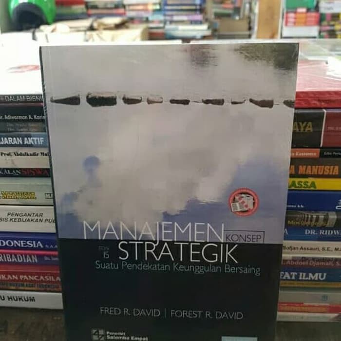 Jual MANAJEMEN STRATEGIK EDISI 15 FRED R DAVID | Shopee Indonesia