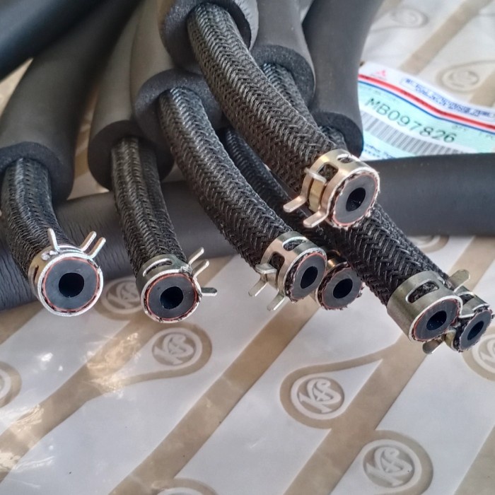 Jual Selang Solar Injector Canter Turbo Original Star | Shopee Indonesia