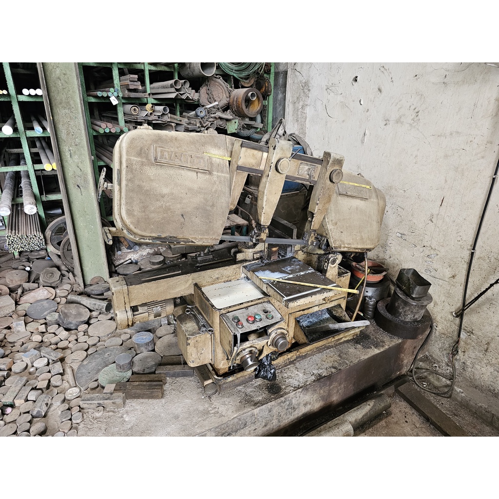Jual Mesin Bandsaw DAITO H330 Japan 13 Inch Potong Besi Band Saw ...