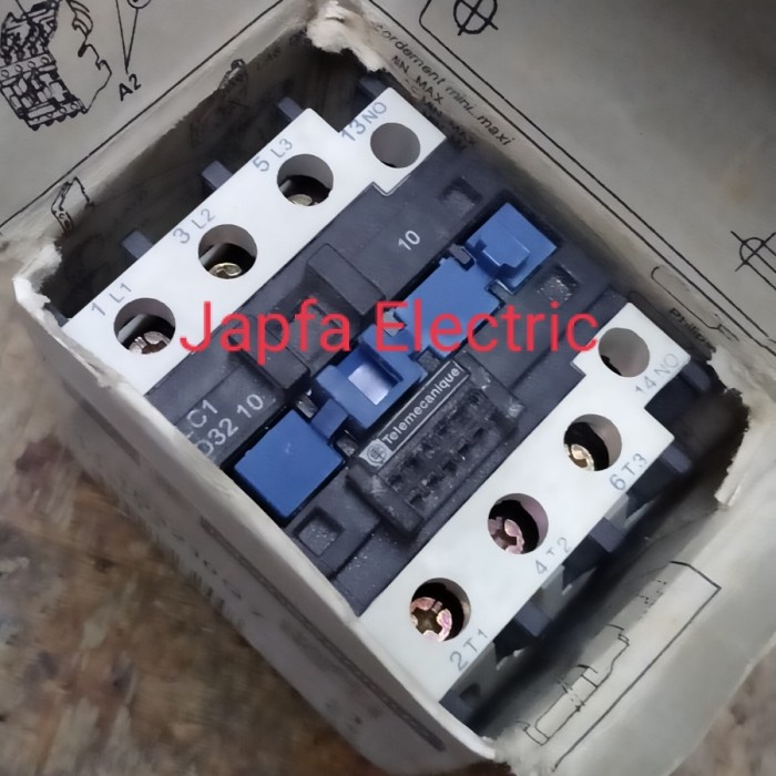 Jual [New] Kentaktor Telemecanique Lc1D3210/220 Vac Limited | Shopee ...