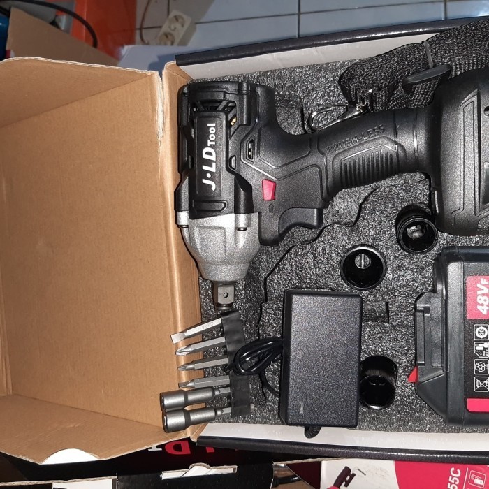 Jual New Impact Wrench Cordless Bor Baut Terbatas | Shopee Indonesia