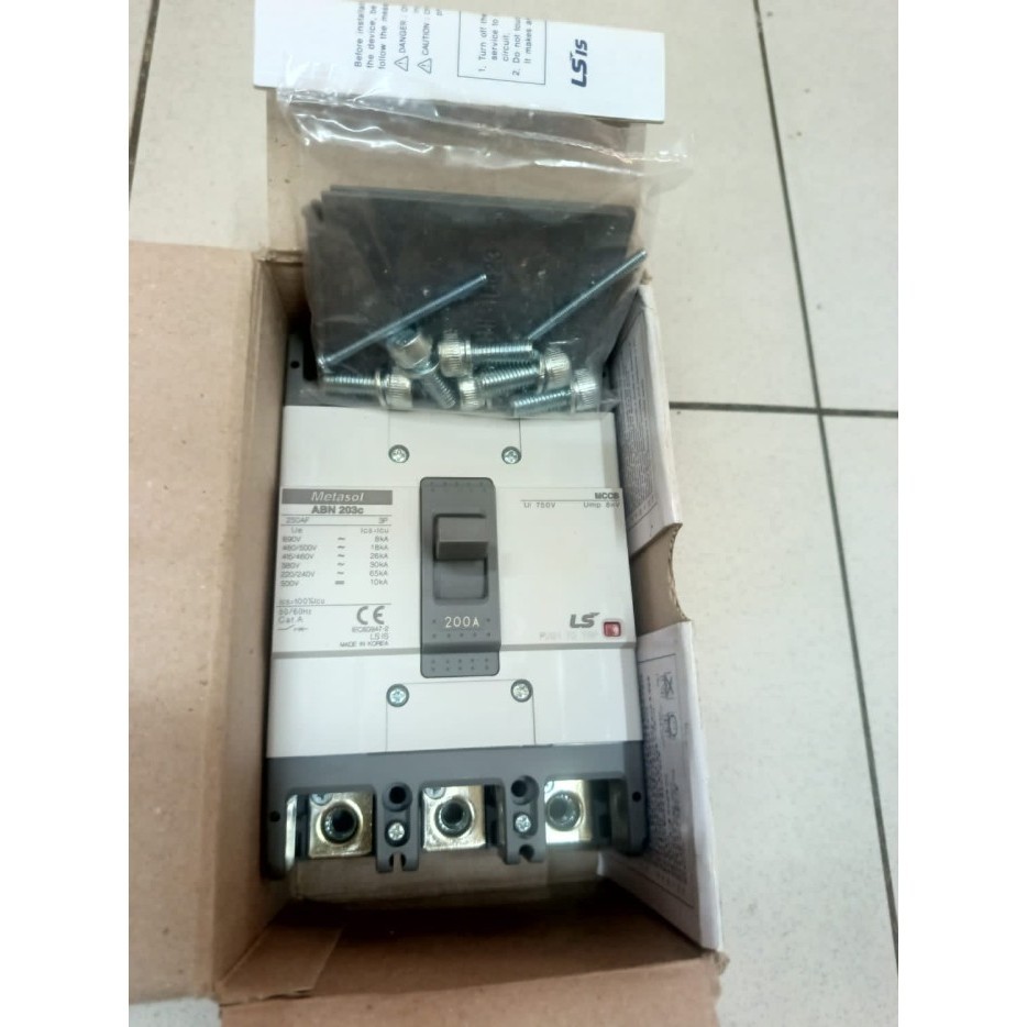 Jual [Baru] Mccb Metasol Ls Abn203C 3Pole 200A Terbatas | Shopee Indonesia