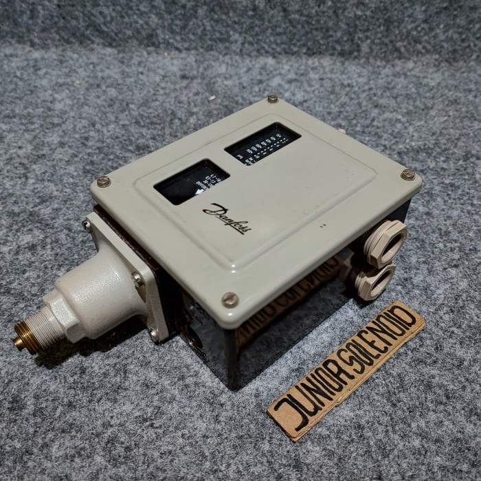 Jual Pressure Switch Danfoss Rt 116 (17-5203) Terlariss !! | Shopee ...