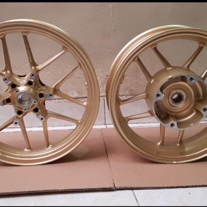Jual Velg pelek Honda Adv 150 honda matic racing palang original w ...