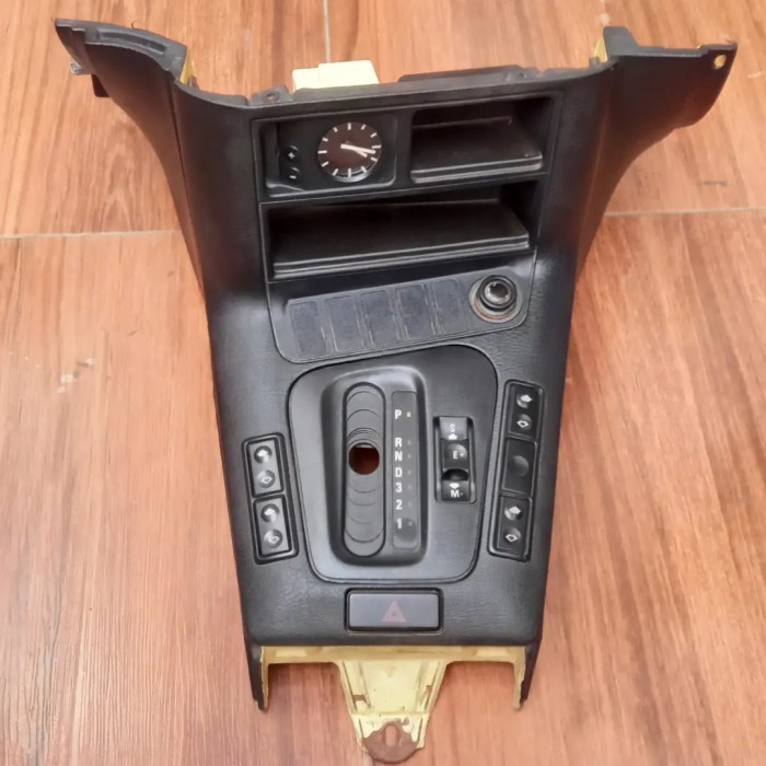 Jual Terbaru!! panel shift knob console bmw e36 | Shopee Indonesia
