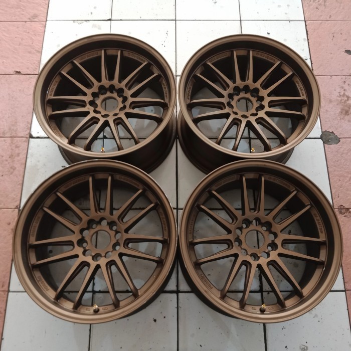 Jual VELG RAYS RE30 RING 18 BRONZE PCD 5X114 LEBAR 9,5 RATA ET 25 LIKE ORI | Shopee Indonesia