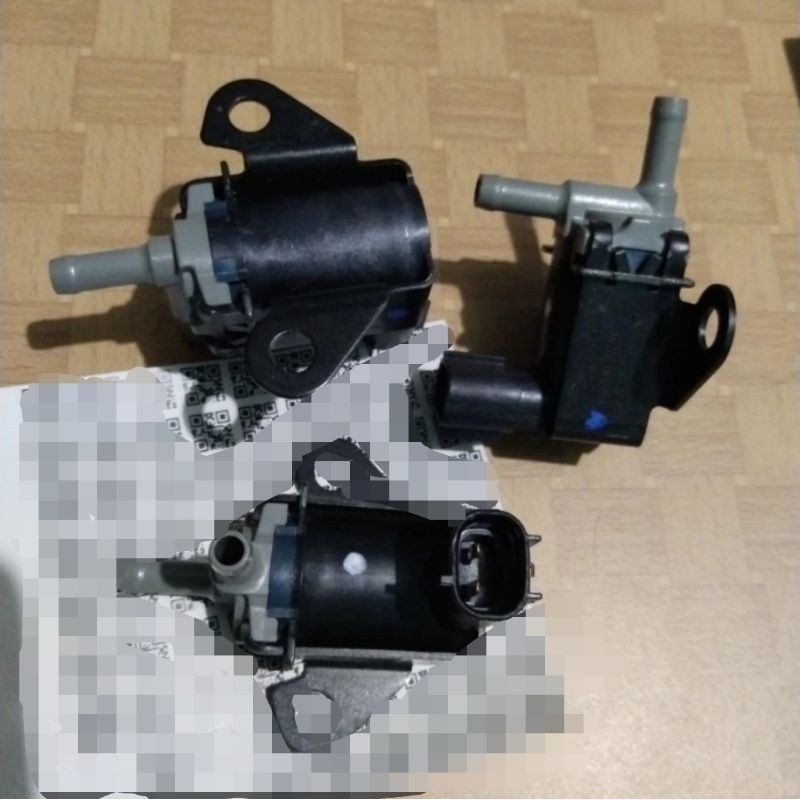 Jual Switch selenoid valve Idle up AC Avanza 17650 97207 original Asli ...