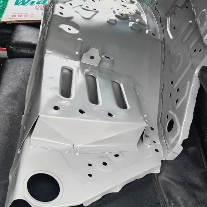 Jual APRON TOYOTA INNOVA /KIRI | Shopee Indonesia