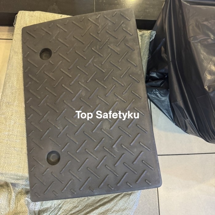 Jual Pvc Curp Ramp Rubber Tanjakan Mobil | Shopee Indonesia