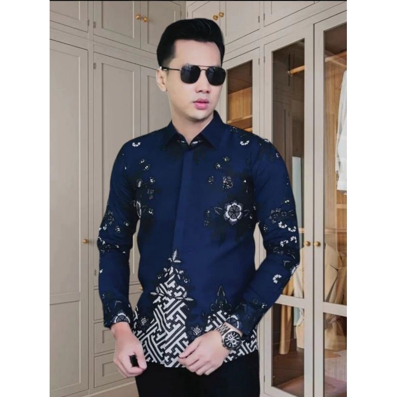 Jual ATASAN KEMEJA BATIK PRIA BUNGA NAVI SOLO SLIMFIT LAPIS FURING ...